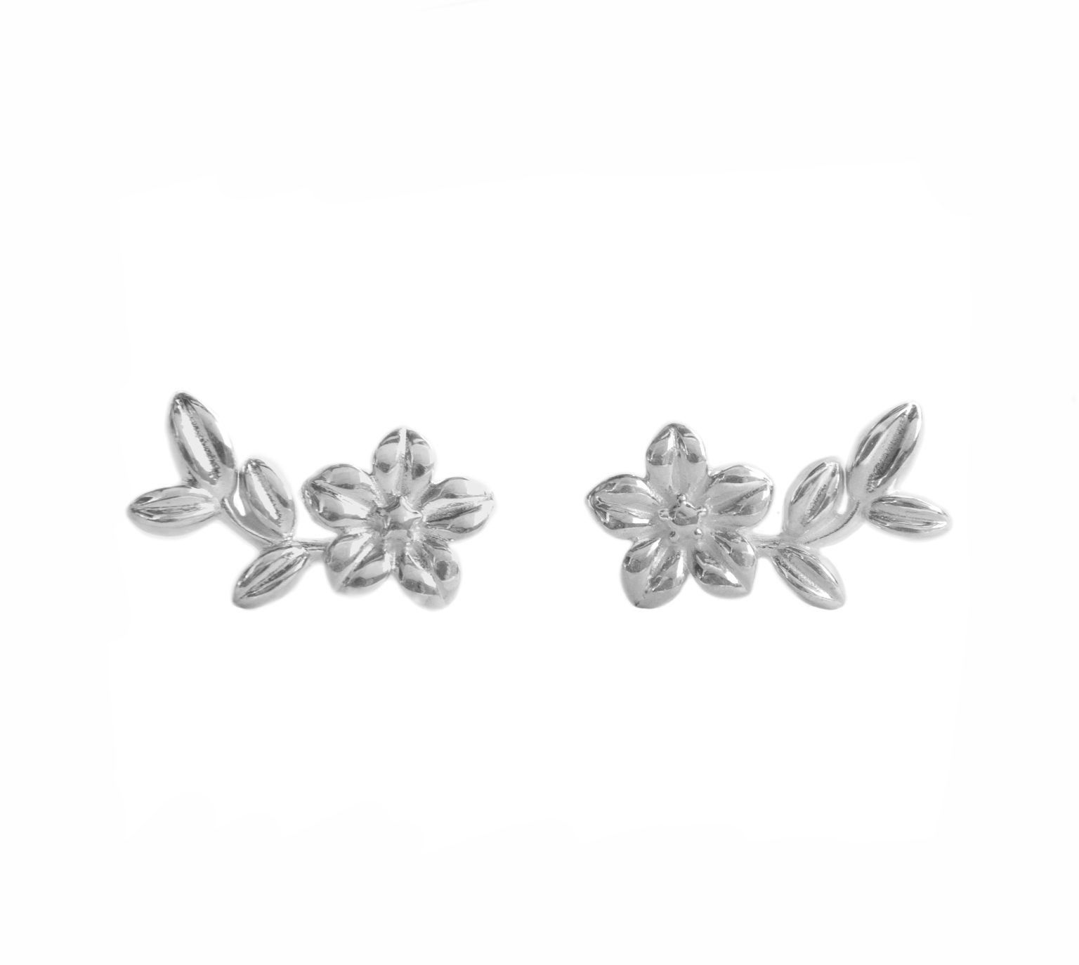 Broqueles Flor con Hojas en Plata - Tanya Moss GT